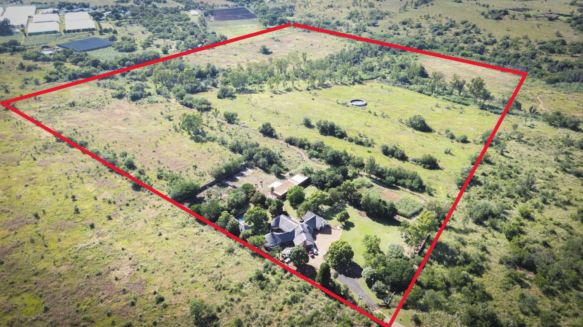 Farm for sale in Hartbeespoort Rural - 112 Pelindaba Rd - P24-116936485