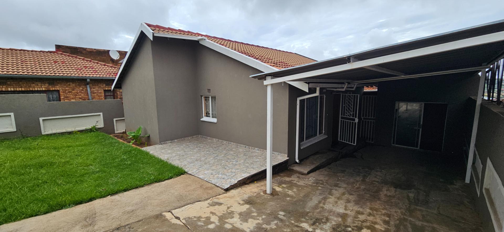3 Bedroom House for sale in Atteridgeville - 126 No Street - P24-117038846