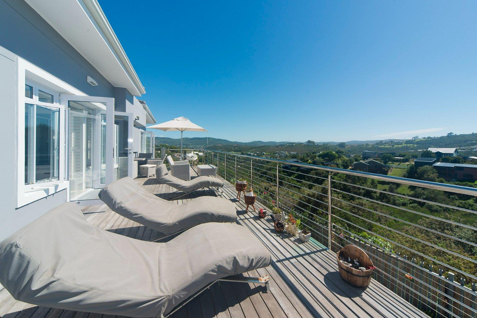 3 Bedroom House for sale in Knysna Heights - 13 Campbell Drive - P24 ...