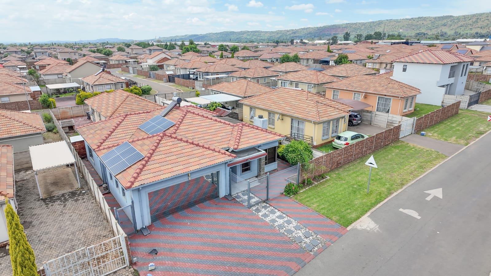 3 Bedroom House to rent in Andeon - P24-117095024