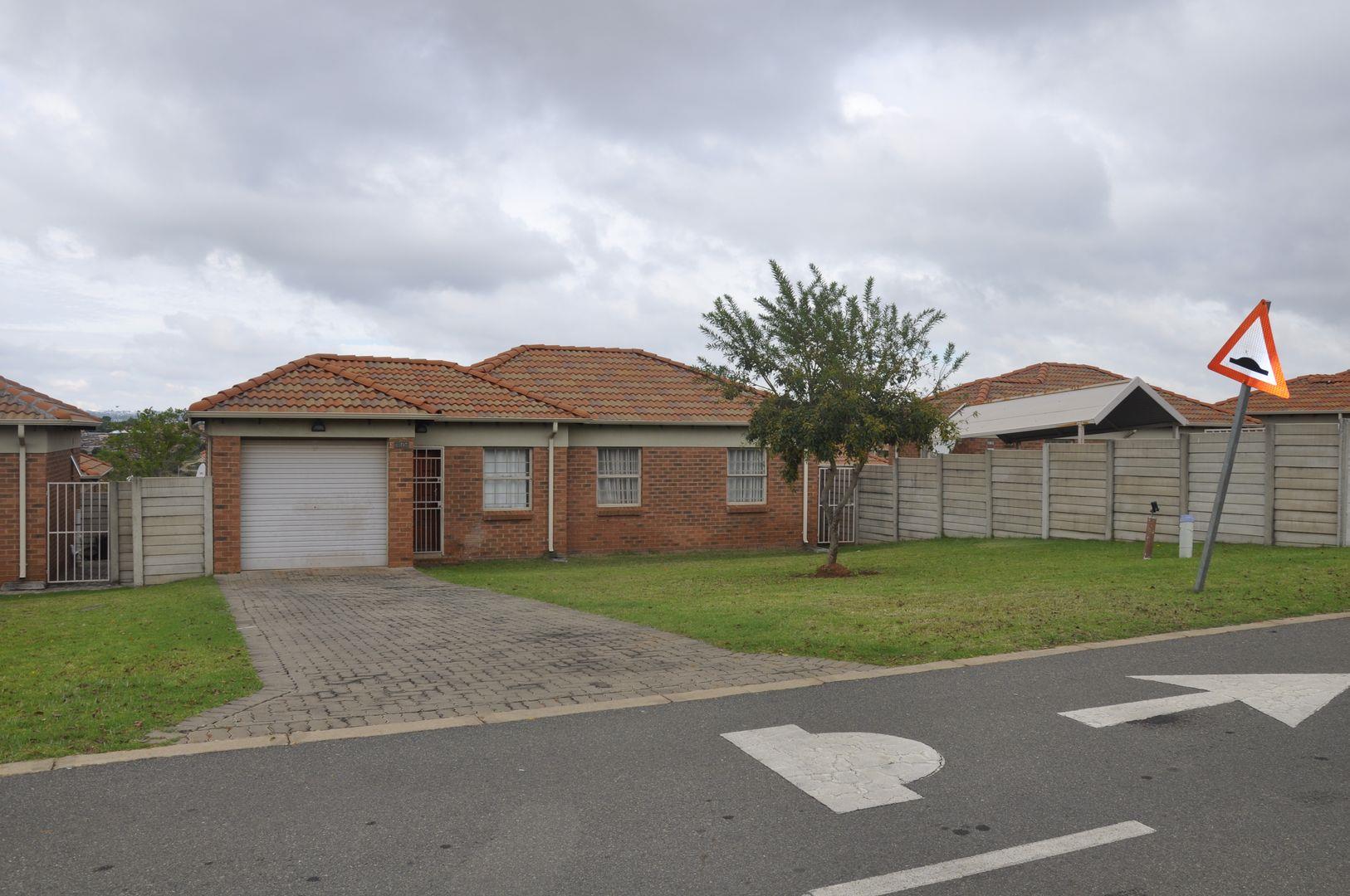 Thatch Hill Estate Property : Property and houses for sale in Thatch ...