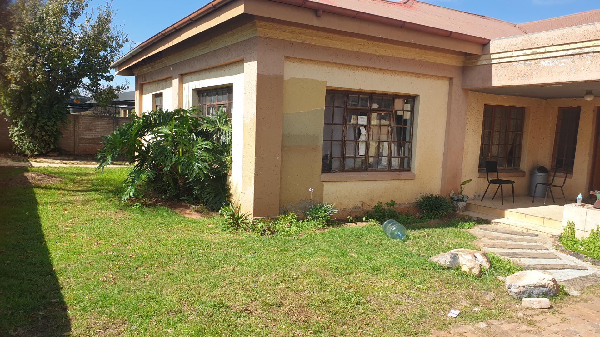 3 Bedroom House for sale in Dalview - P24-117173299