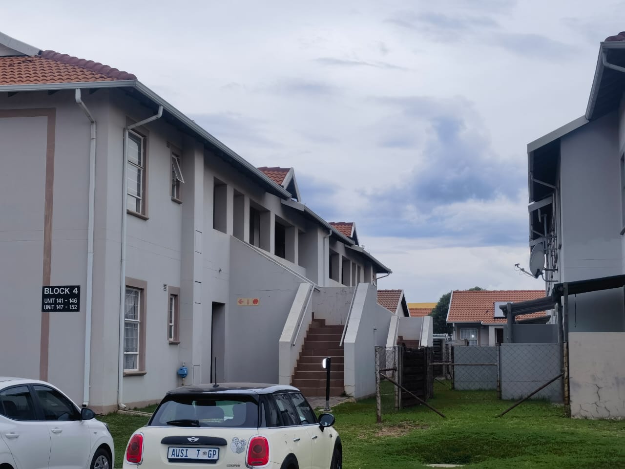 2 Bedroom Apartment Flat For Sale In Randfontein South P24 116643621 6537
