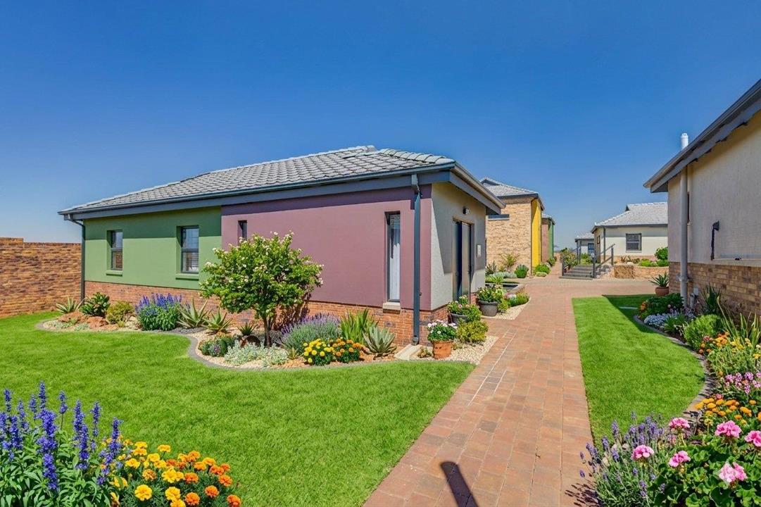 House for sale in Kya Sands - P24-117252197