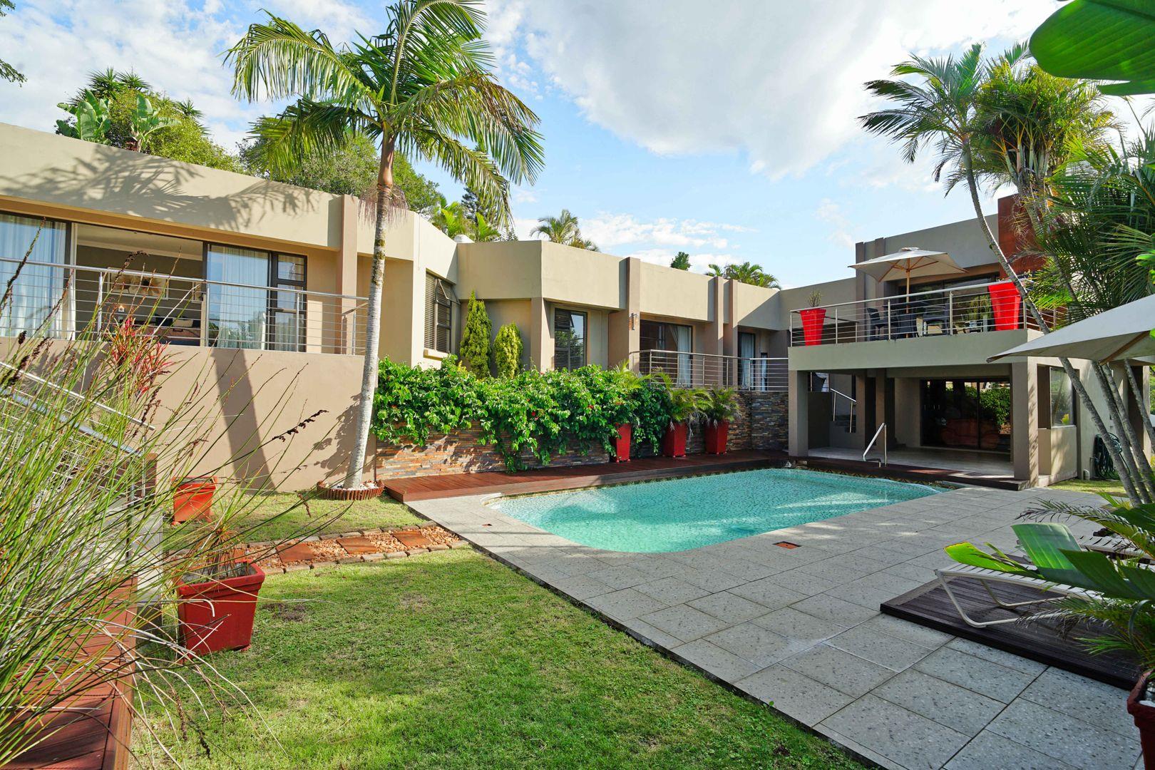 4 Bedroom House for sale in Bonnie Doon - P24-117268159